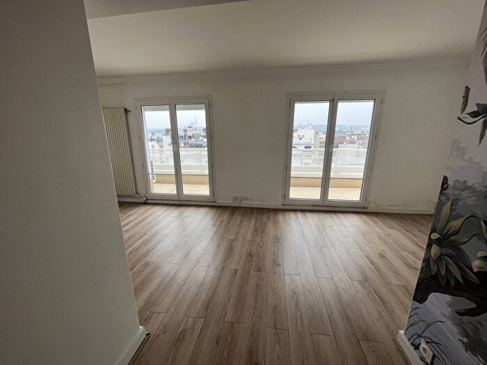 Appartement à louer - Paris ème arrondissement - 3 pièces - 2 chambres