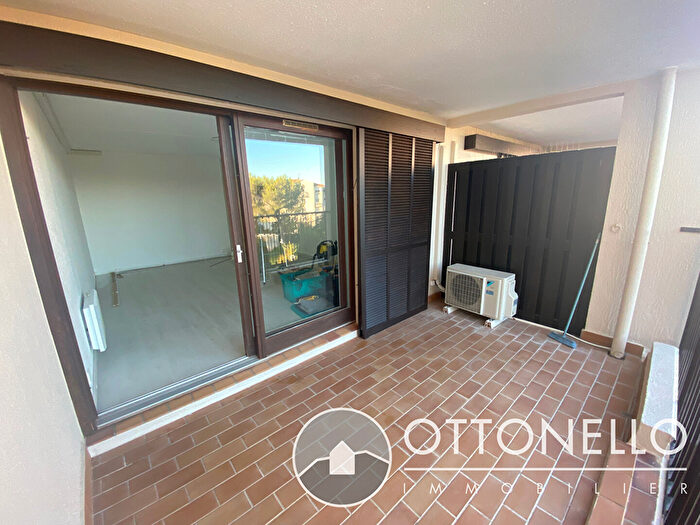 Fréjus, Centre-ville : Appartement 2 pièces à louer