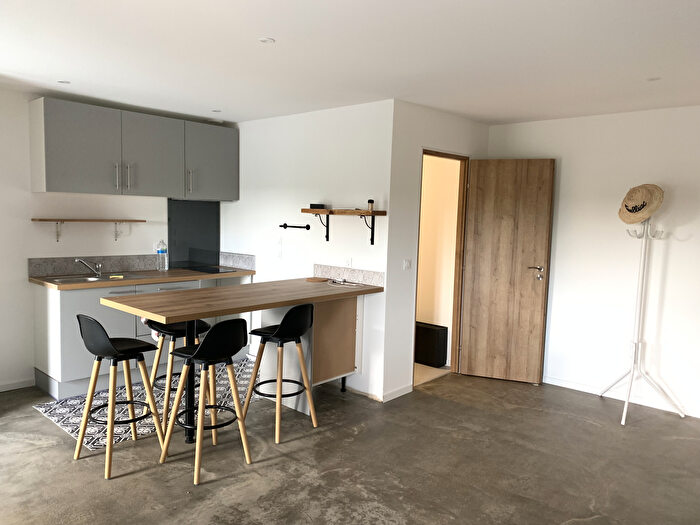 Neulliac : Maison 3 pièces à louer