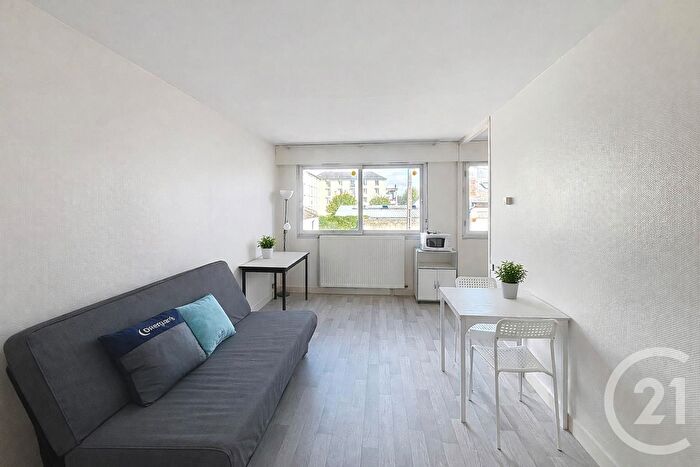 Appartement à louer - Orléans, Saint-Vincent, Pasteur - 1 pièce