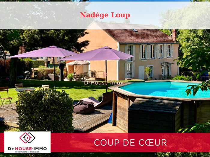 Maison à vendre - Toucy - 8 pièces - 5 chambres