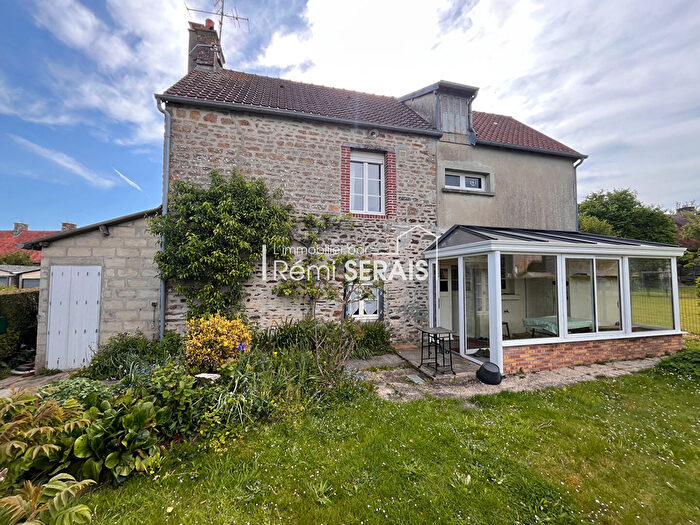 Maison 3 pièces à vendre à Frênes