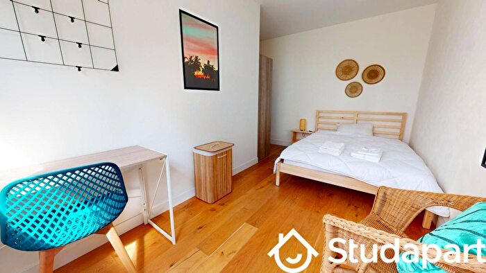 Appartement à louer - Alleray Procession, Paris ème arrondissement - 1 pièce - 1 chambre