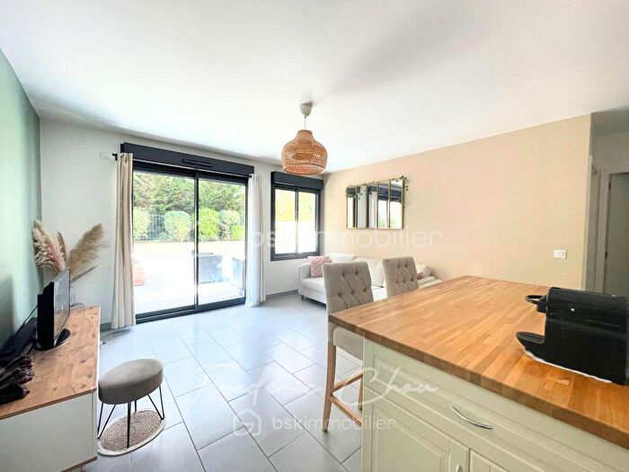 Appartement à vendre - Vaujours - 2 pièces - 1 chambre