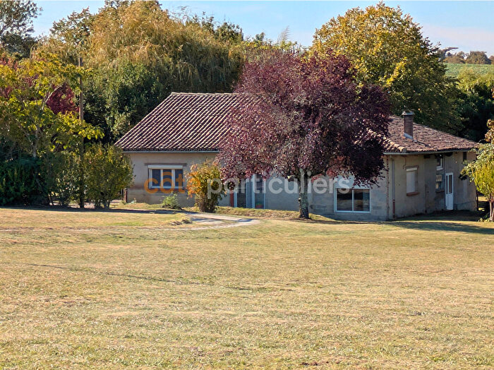 Maison à vendre - Beaumont-de-Lomagne - 7 pièces - 6 chambres