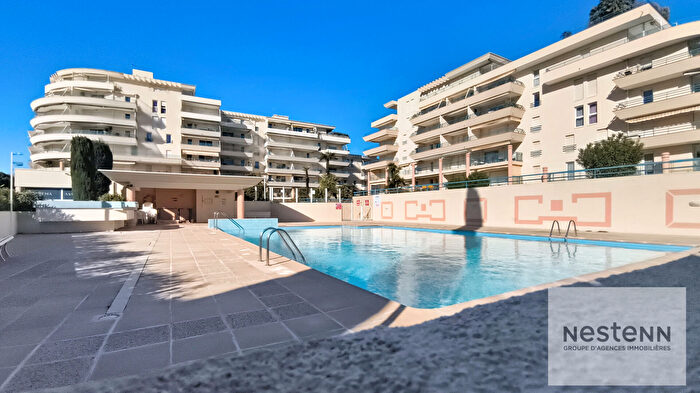 Appartement à vendre - Fréjus, Fréjus Plage - 2 pièces - 1 chambre