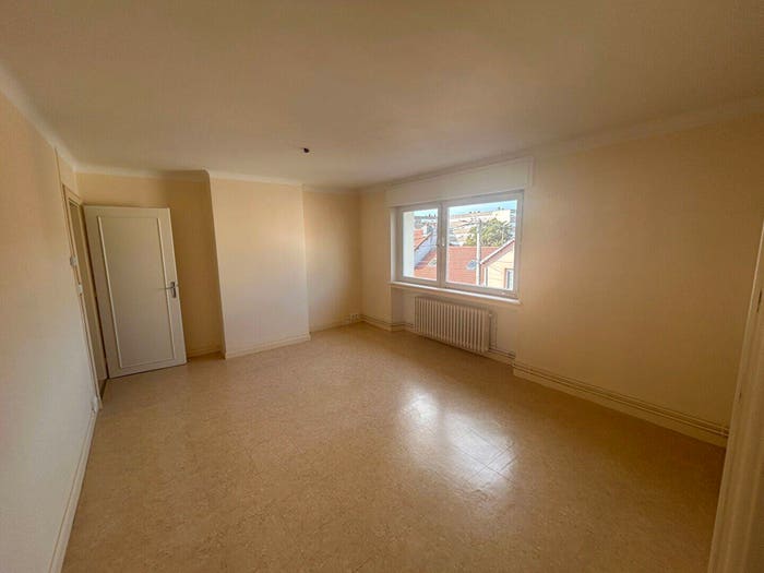Le Plateau, Mont-Saint-Martin : Appartement 3 pièces à louer