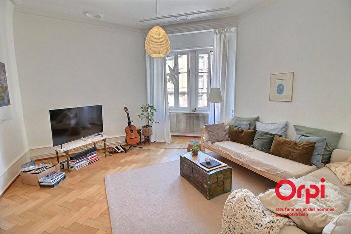 Appartement à louer - Saint Joseph-Mittelharth, Colmar - 5 pièces - 3 chambres