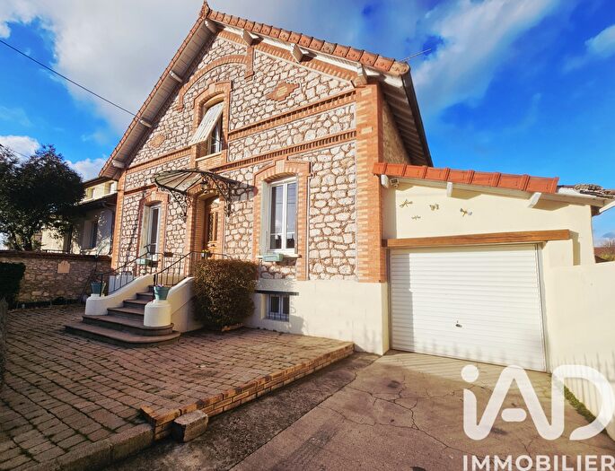 Maison à vendre - Montereau-Fault-Yonne, Ville basse - 8 pièces - 5 chambres