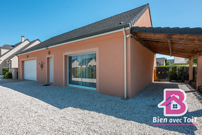Maison 7 pièces à vendre à Saint-Georges-sur-Eure