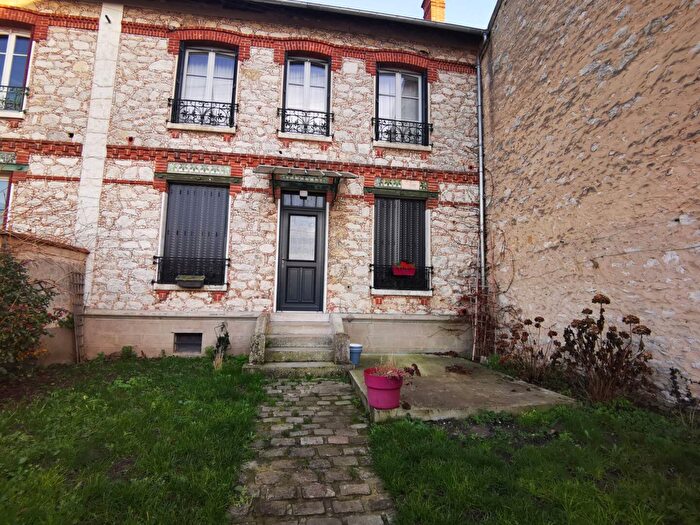 Appartement à louer - Milly la Foret - 2 pièces - 1 chambre