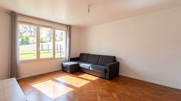 Appartement 2 pièces à louer à Carnot Gambetta, Suresnes