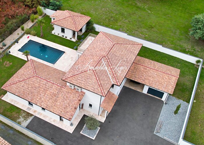 Maison à vendre - Langon - 11 pièces - 5 chambres