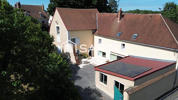 Maison 12 pièces à Cosne-Cours-sur-Loire, à vendre