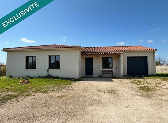 Maison à vendre - Rouffiac - 5 pièces - 4 chambres