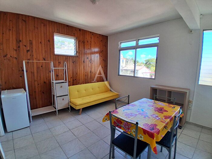 Appartement à louer - Fort-de-France - 1 pièce