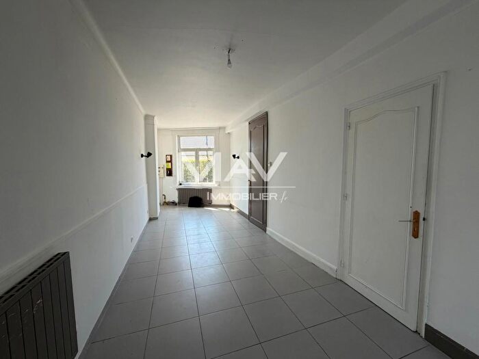 Maison 5 pièces à vendre à Neuville-en-Ferrain