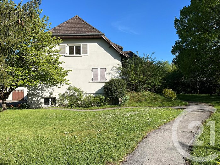 Appartement à louer - Mont-sous-Vaudrey - 2 pièces - 1 chambre