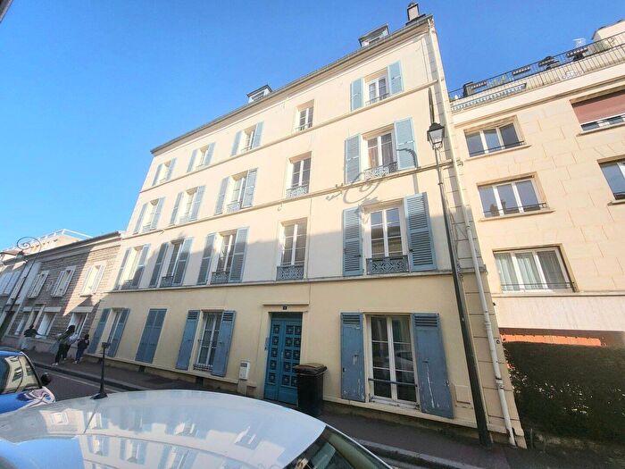 Appartement à louer - Gérard de Nerval, Saint-Germain-en-Laye - 2 pièces - 1 chambre