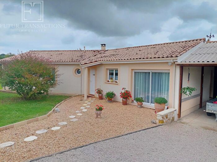 Maison à vendre - Brantôme - 6 pièces - 3 chambres