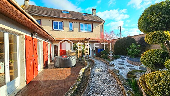 Maison à vendre - Villiers-Saint-Frédéric - 6 pièces - 4 chambres