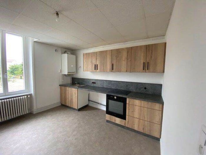 Appartement 4 pièces à louer - Balbigny