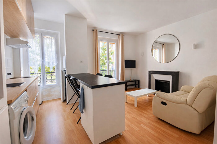 Appartement 2 pièces à Puteaux, Vieux Puteaux, à vendre