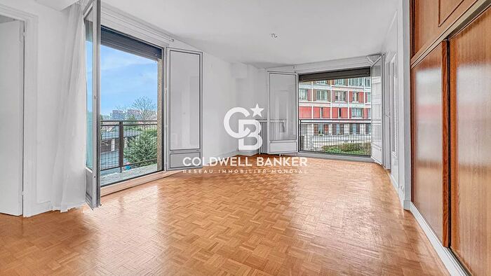 Appartement à vendre - Pantin, Limites - 4 pièces - 3 chambres