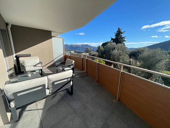 Appartement à vendre - Châteauneuf-Villevieille - 3 pièces - 2 chambres