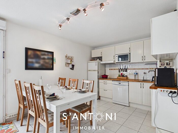 Appartement à vendre - Agde, La Ville - 4 pièces - 3 chambres