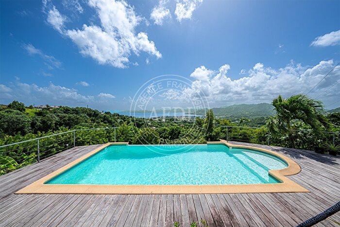 Maison à vendre - Le Robert - 4 pièces - 3 chambres