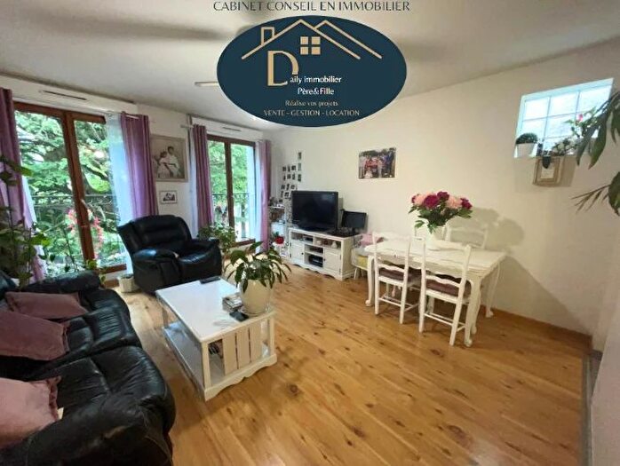 Appartement à vendre - Bagnères-de-Luchon - 4 pièces - 2 chambres