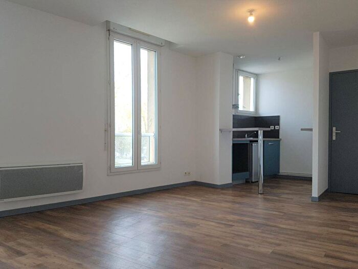 Rive Gauche, Aire-sur-lAdour : Appartement 2 pièces à louer
