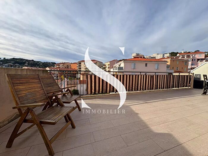 Appartement à vendre - Vallauris, Centre-ville - 4 pièces - 3 chambres