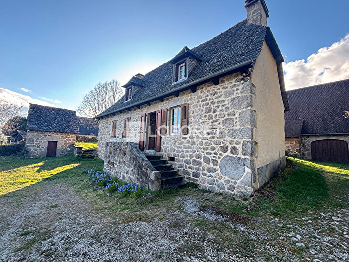 Maison à vendre - Sansac-Veinazès - 5 pièces - 3 chambres