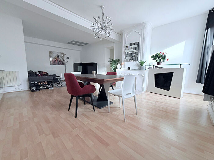 Appartement à vendre - La Rochelle, Centre-ville, Vieux-port, Marché - 4 pièces - 2 chambres