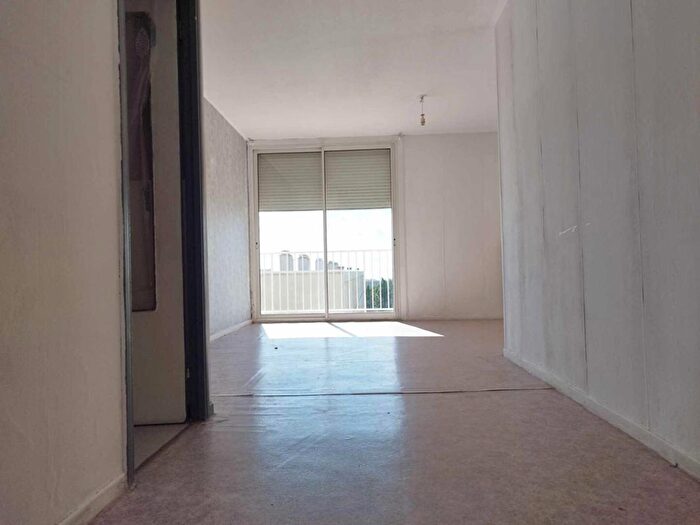 Appartement à vendre - Port-de-Bouc, La Mérindole, Le Pont du Roi - 3 pièces - 2 chambres