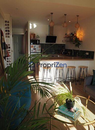 Appartement à louer - Gratte Ciel, Villeurbanne - 2 pièces - 1 chambre