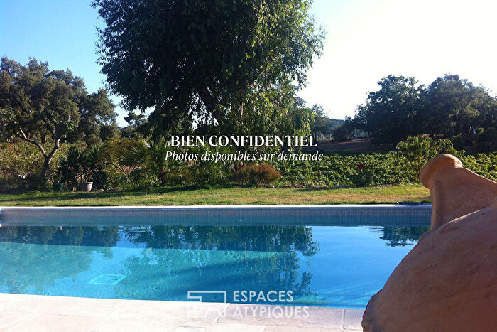 Maison à vendre - Cogolin, Radasse, Faucon - 6 pièces - 4 chambres