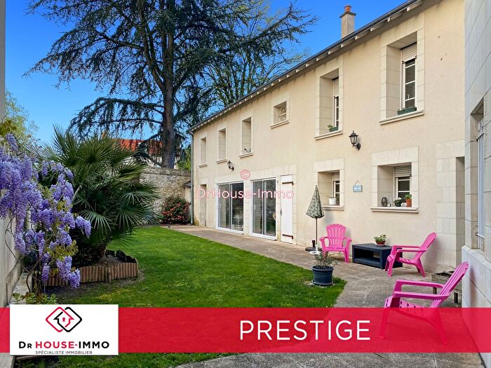 Maison à vendre - Châtellerault, Centre-ville - 8 pièces - 5 chambres