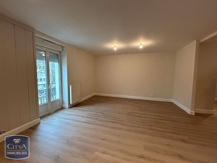 Appartement 4 pièces à louer à Vichy, Thermal