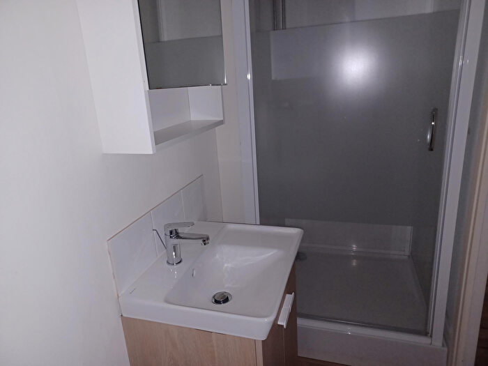 Appartement à louer - Aurillac, Centre-ville - 2 pièces - 1 chambre