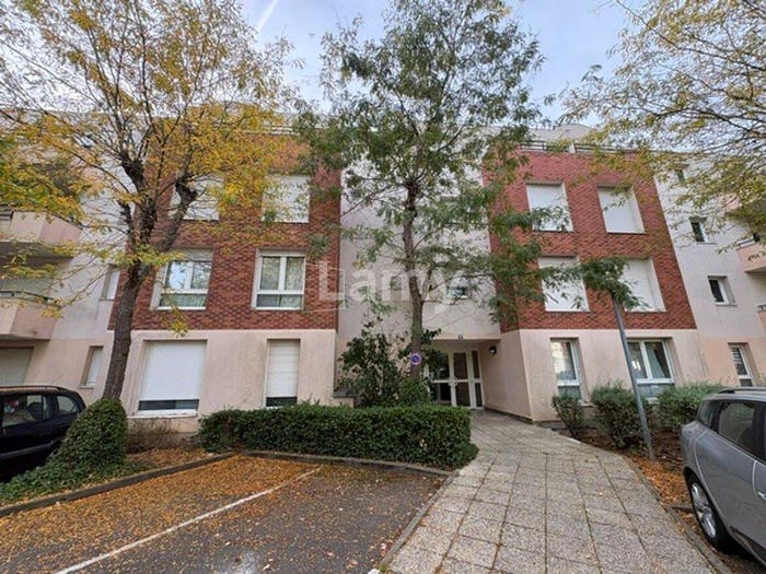 Les Petits Pres, Élancourt - Appartement 1 pièce à louer