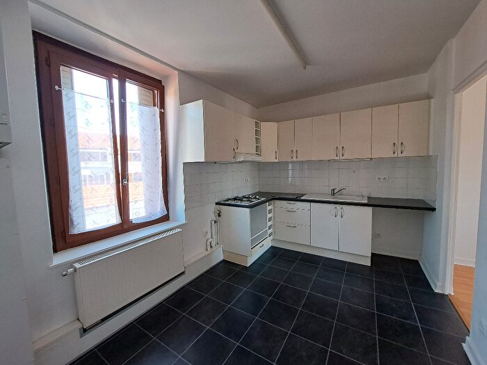 Toul, Centre-ville - Appartement 3 pièces à louer