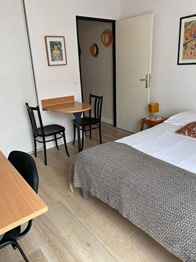 Appartement à louer - Nationale-Deux Moulins, Paris ème arrondissement - 1 pièce