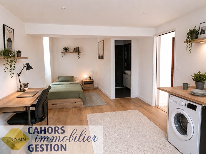 Appartement à louer - Cahors, Centre-ville - 1 pièce