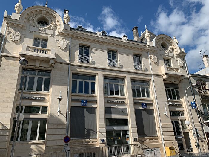 Appartement à louer - Saintes, Centre-ville - 2 pièces - 1 chambre