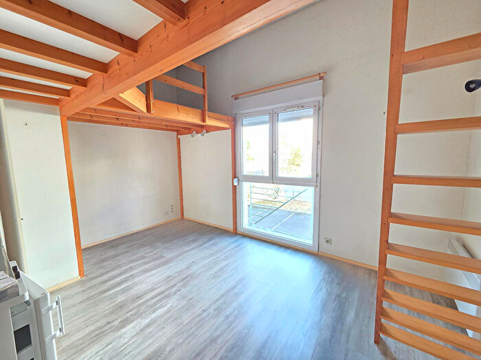 Appartement 1 pièce à Quartiers Nord-Ouest, Villejean, à louer
