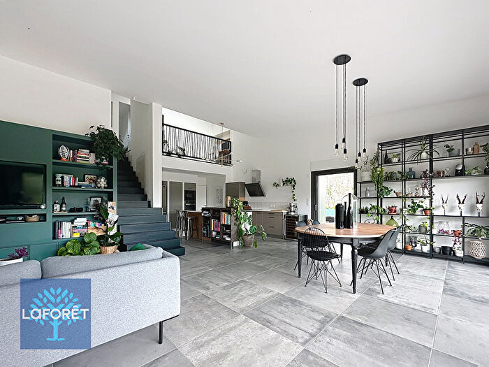 Maison à vendre - La Bazouge-du-Désert - 4 pièces - 3 chambres
