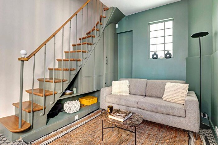 Appartement à louer - Arts et Métiers, Paris ème arrondissement - 2 pièces - 1 chambre